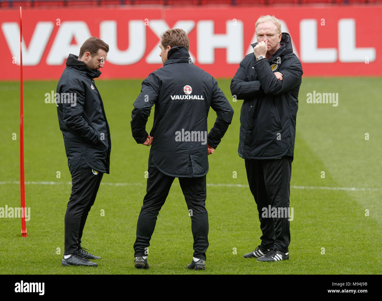 Alex mcfadden hi-res stock photography and images - Alamy