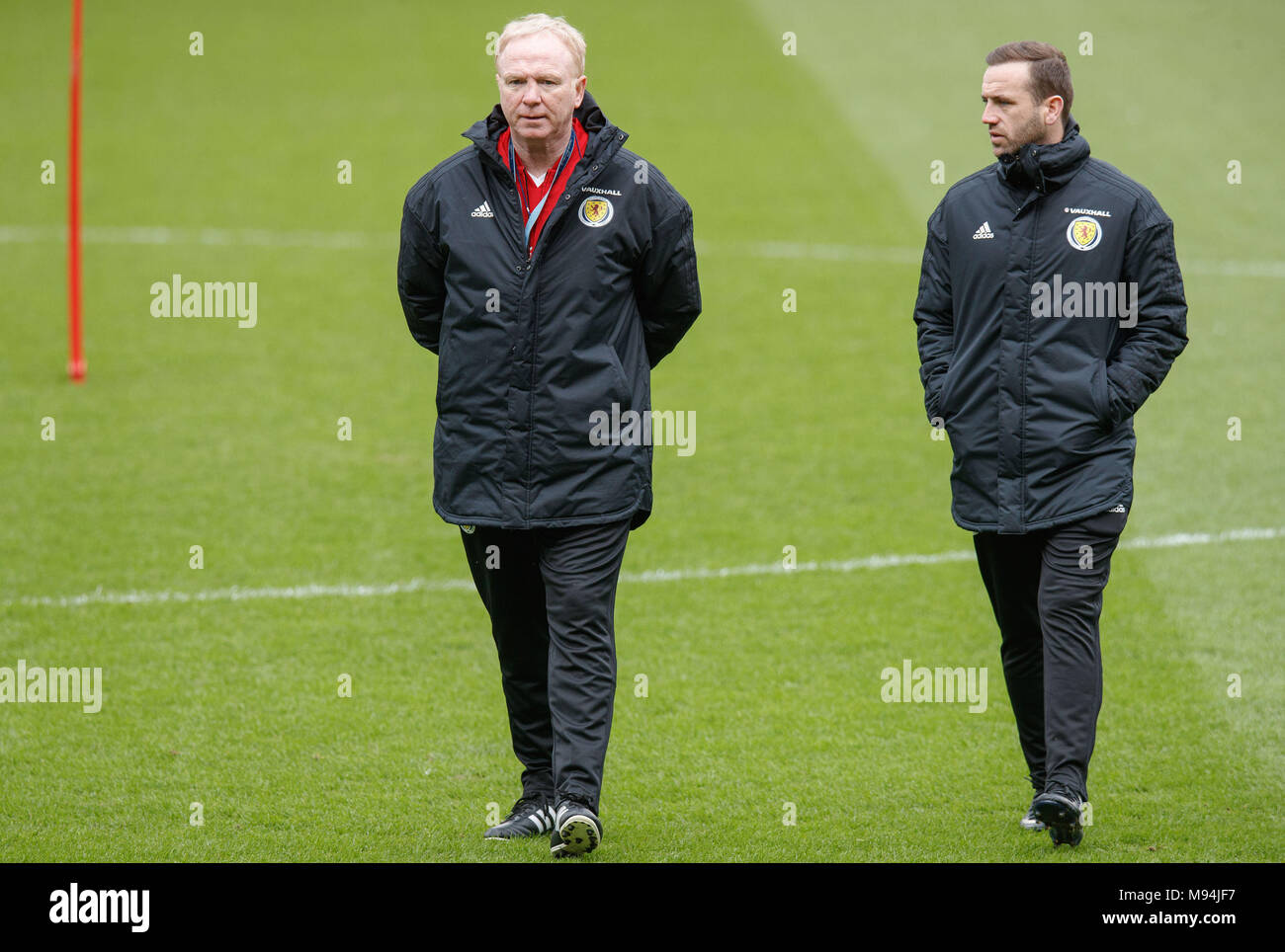 Alex mcfadden hi-res stock photography and images - Alamy