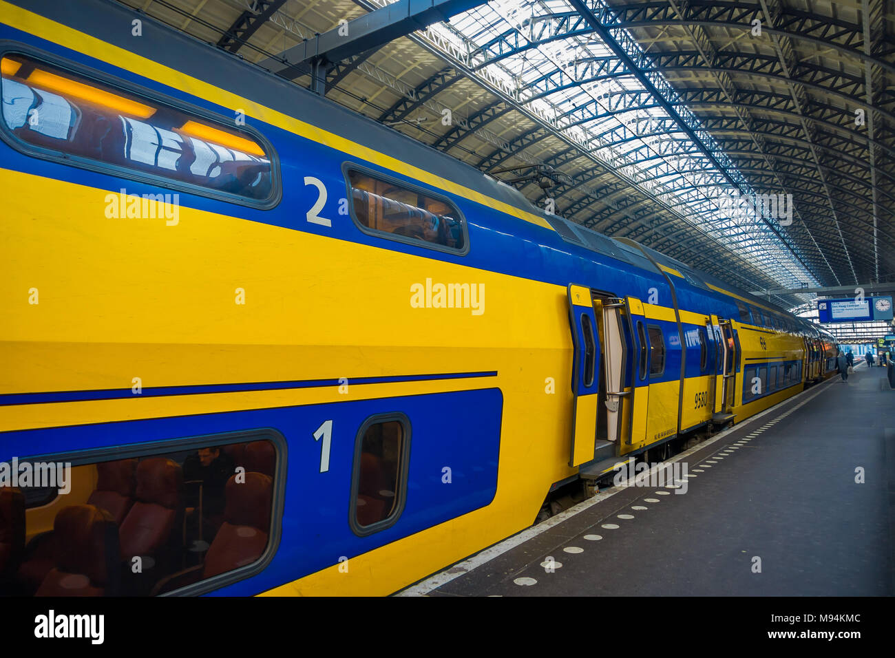Amsterdam schiphol train station hi-res stock photography and images ...