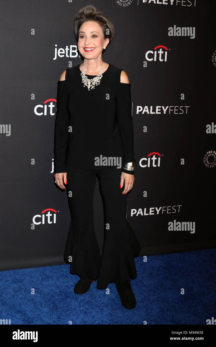 Hollywood, Ca. 21st Mar, 2018. Annie Potts at the 2018 PaleyFest LA ...