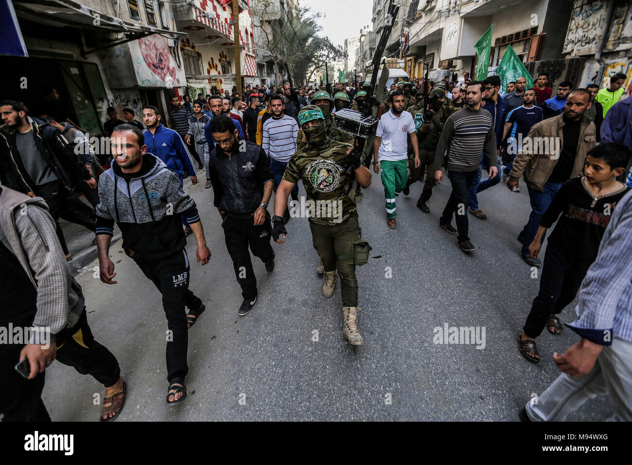 Hamas military wing hi-res stock photography and images - Alamy