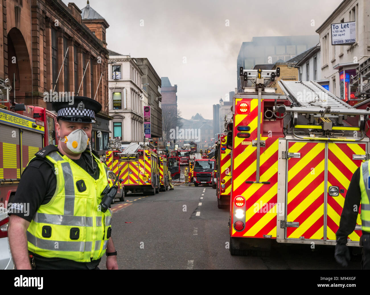 Fire engines scotland hi-res stock photography and images - Alamy