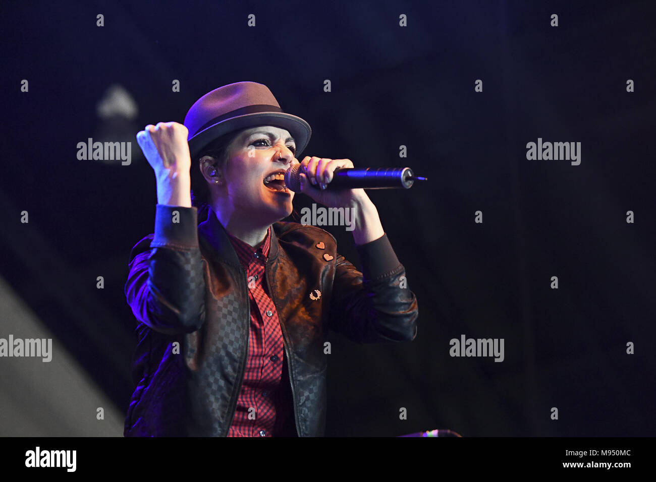 Aimee allen hi-res stock photography and images - Alamy