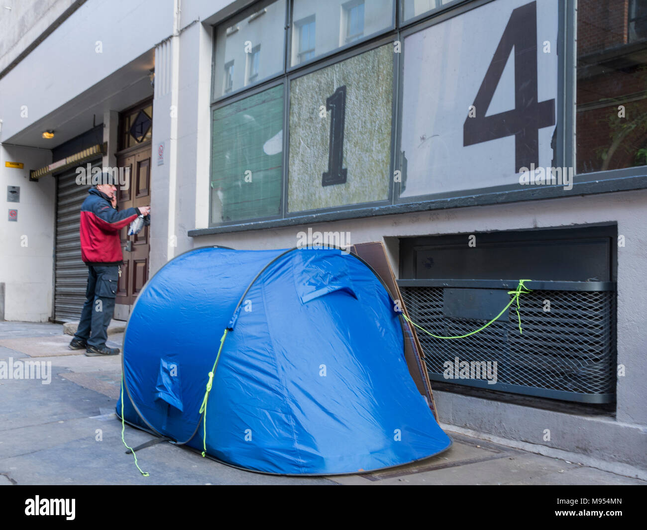 Rough sleeping in London's West End Stock Photo - Alamy