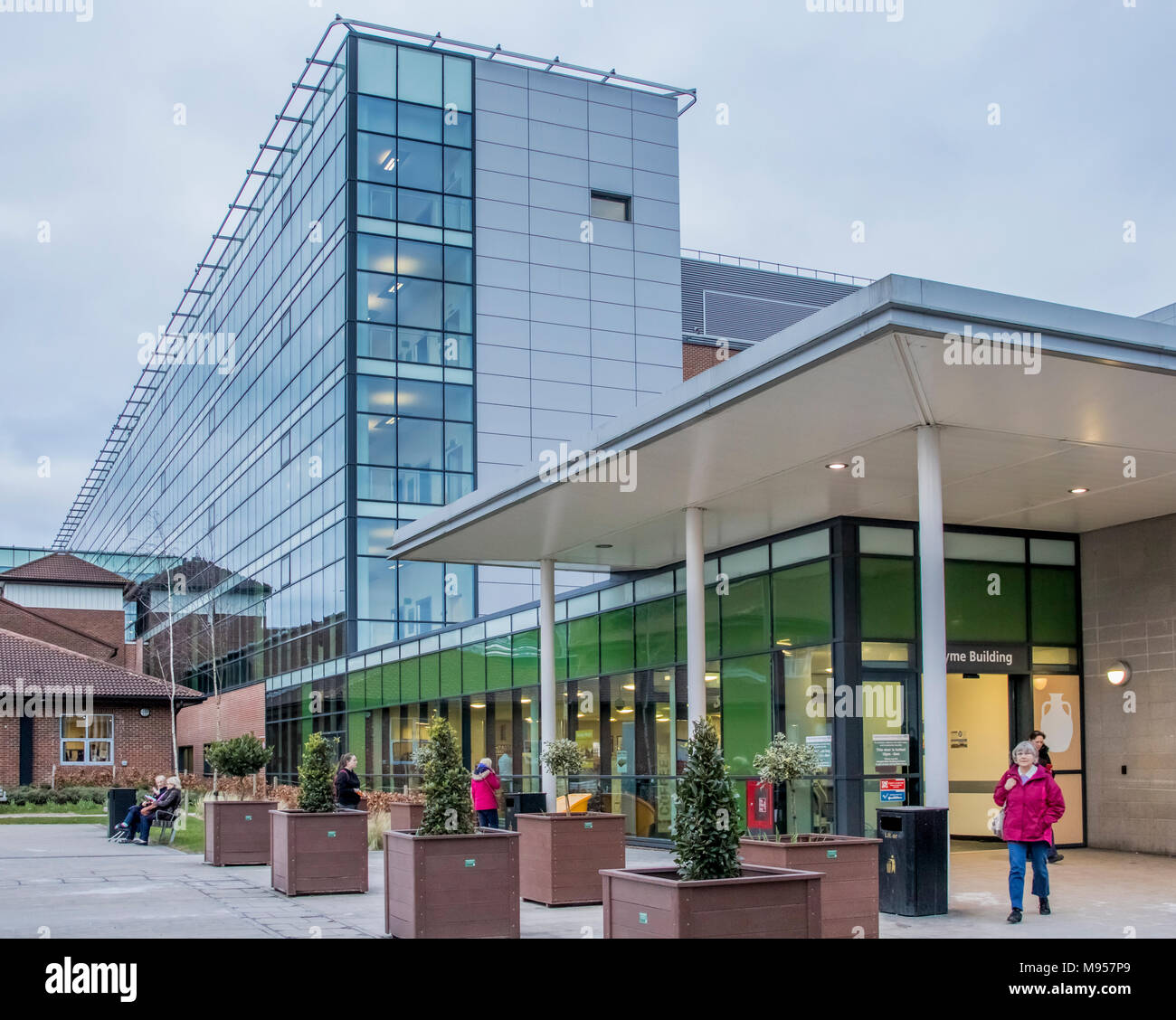 Entrance to the Lyme Building at the Royal Stoke Hospital Stock Photo ...