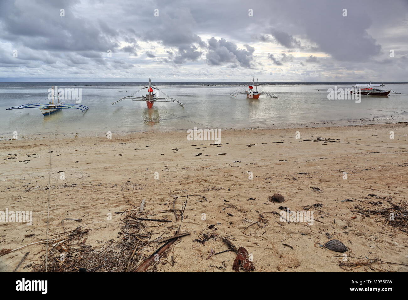 Sipalay beach hi-res stock photography and images - Alamy