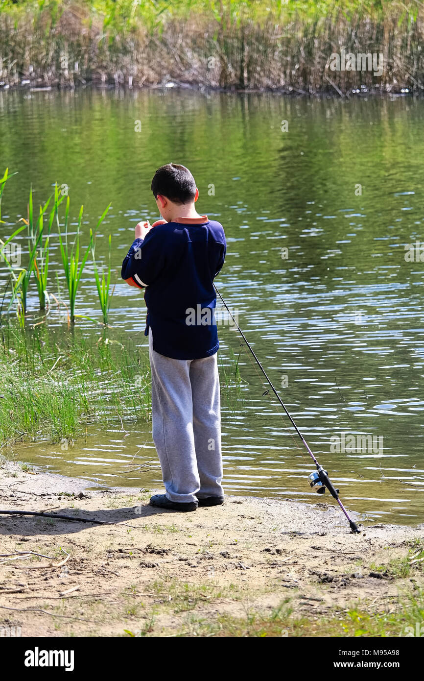 Holding setting hook hi-res stock photography and images - Alamy