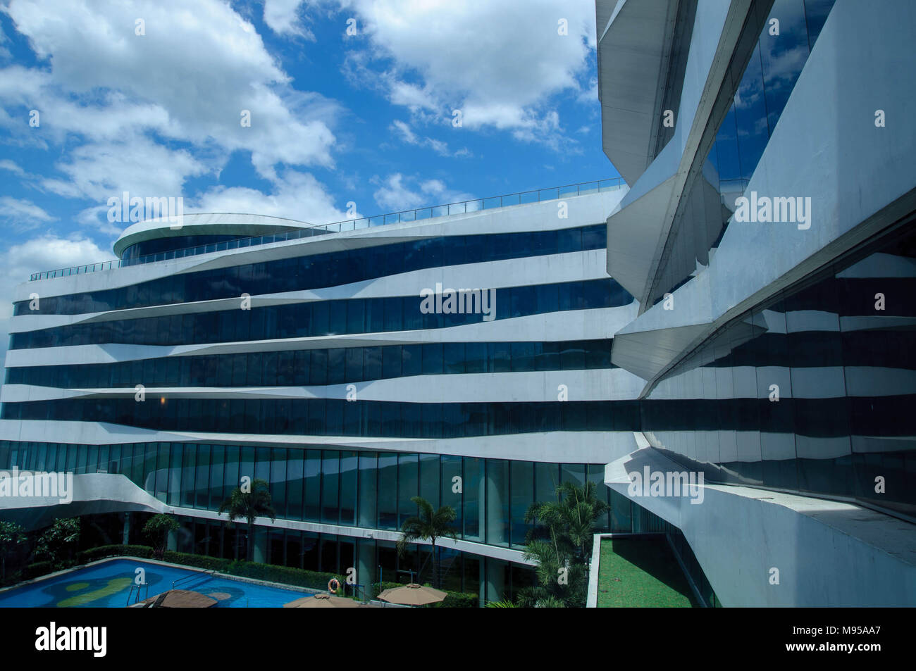 Hotel conrad manila hi-res stock photography and images - Alamy