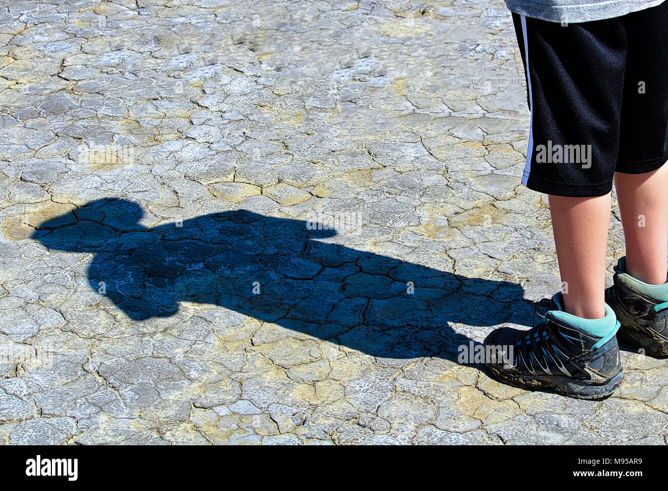 Shadow boy on ground hi-res stock photography and images - Alamy