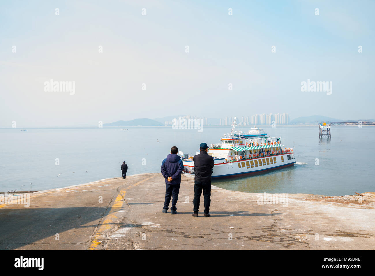 Incheon beach hi-res stock photography and images - Alamy