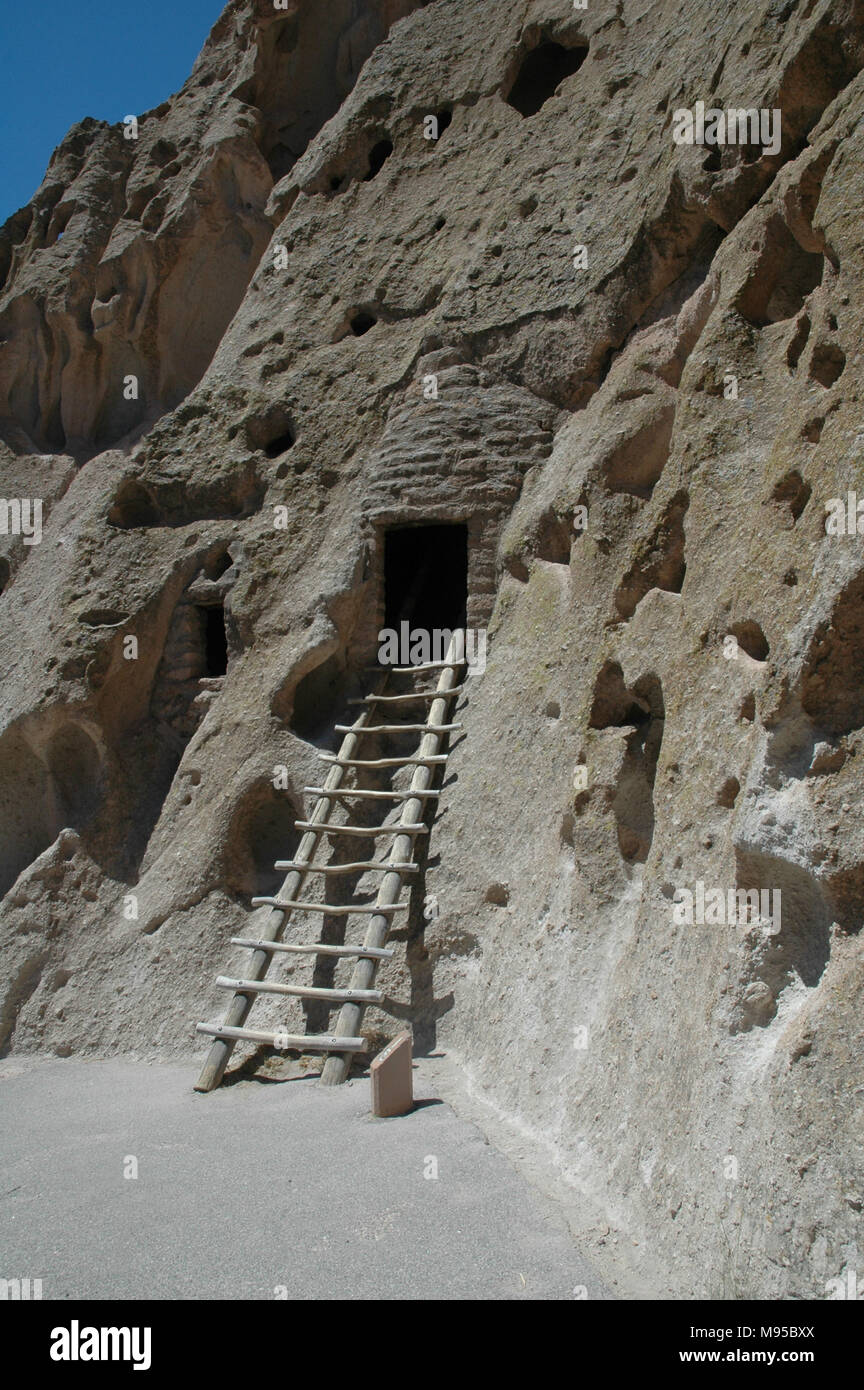 Early ancestral pueblo culture hi-res stock photography and images - Alamy