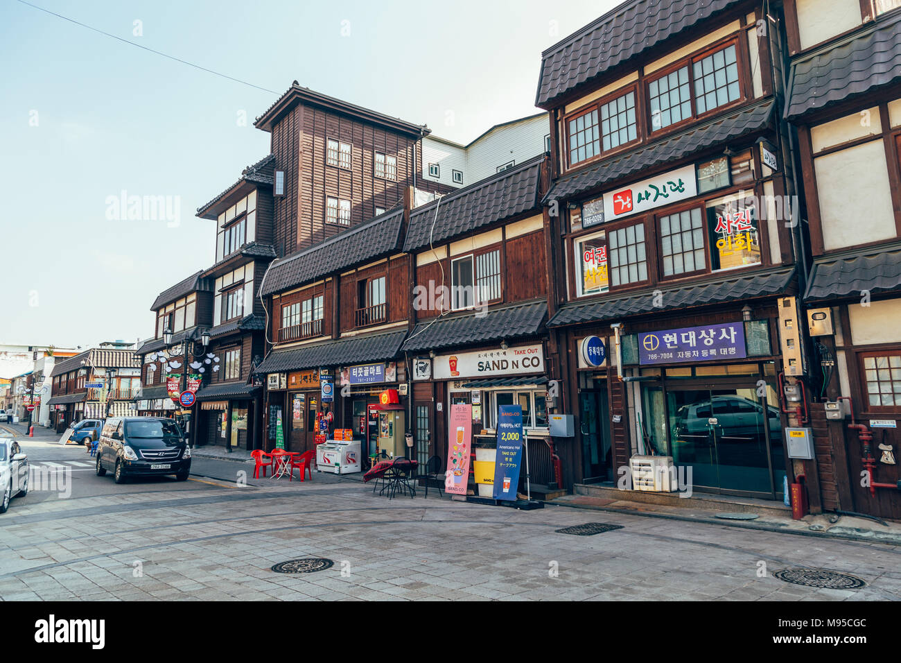 Incheon, Korea - March 14, 2016 : Asian traditional style architecture ...