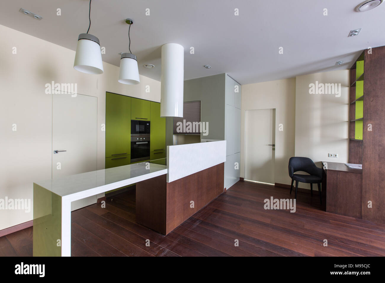 Stylish modern kitchen hi-res stock photography and images - Alamy