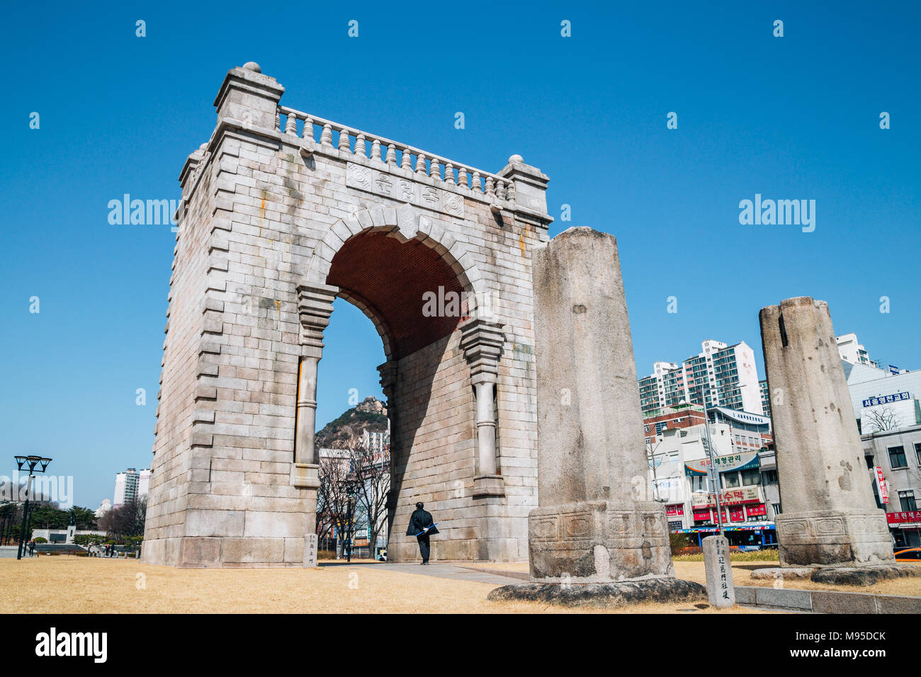 Independence gate seoul hi-res stock photography and images - Alamy