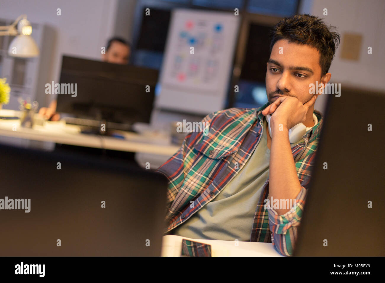 Computer programmer asian hi-res stock photography and images - Alamy
