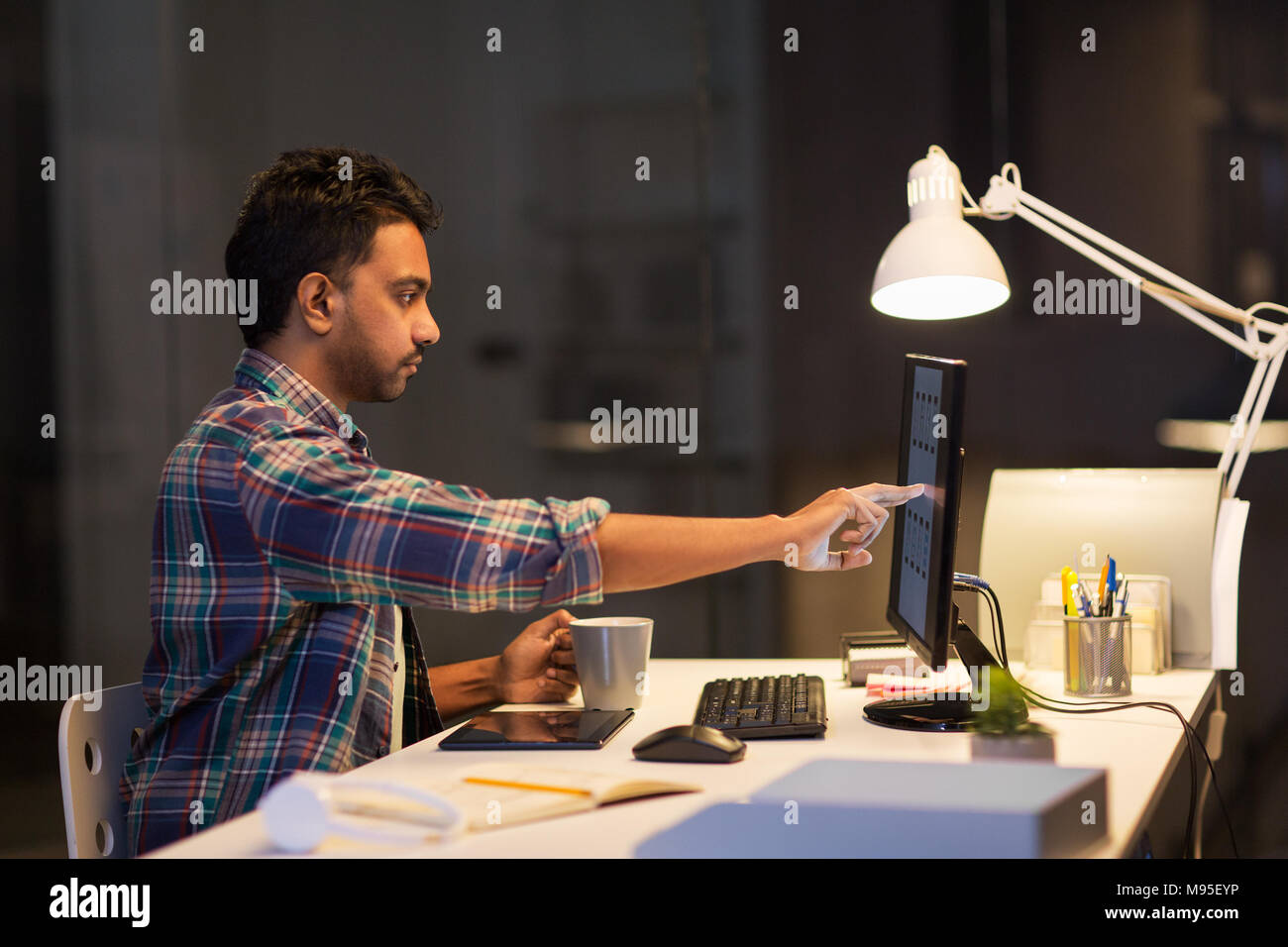 Computer programmer asian hi-res stock photography and images - Alamy