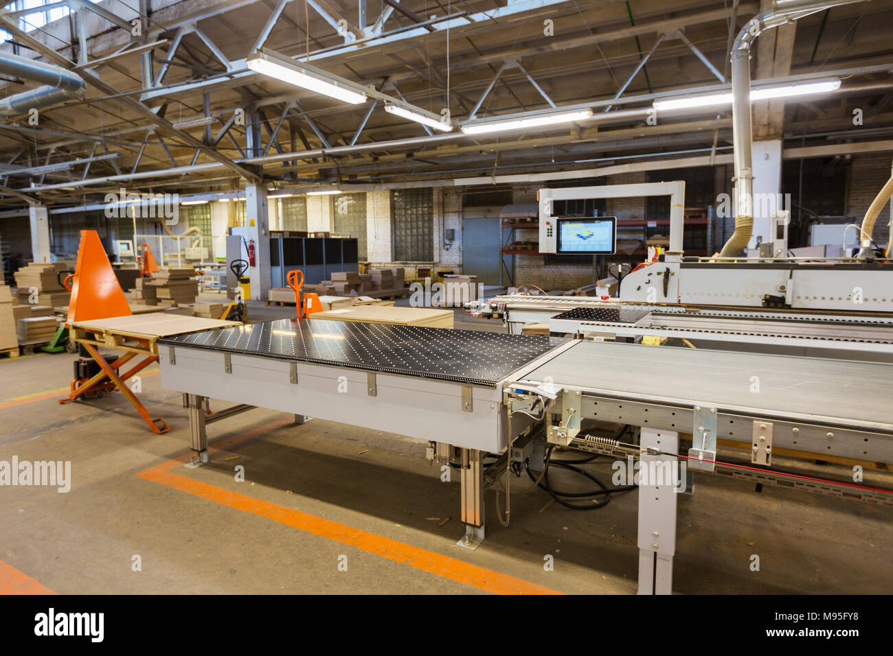 woodworking factory workshop Stock Photo - Alamy