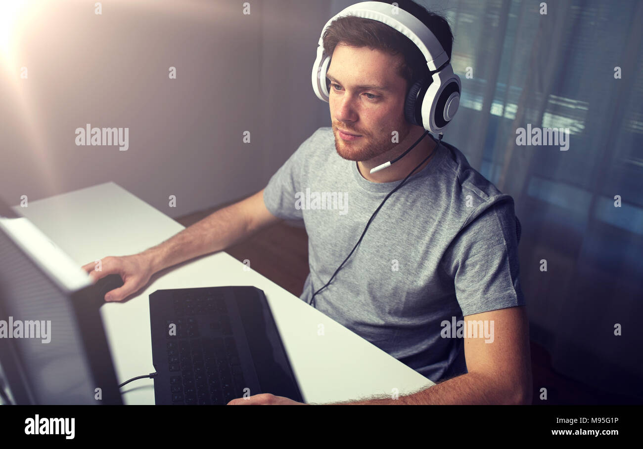 Lets play hi-res stock photography and images - Alamy