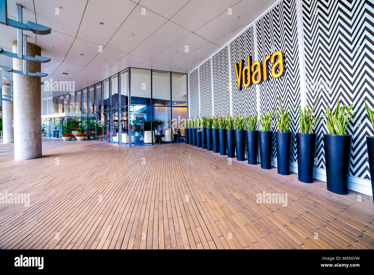 Front of the Vdara hotel and spar, Las Vegas, U.S.A Stock Photo - Alamy