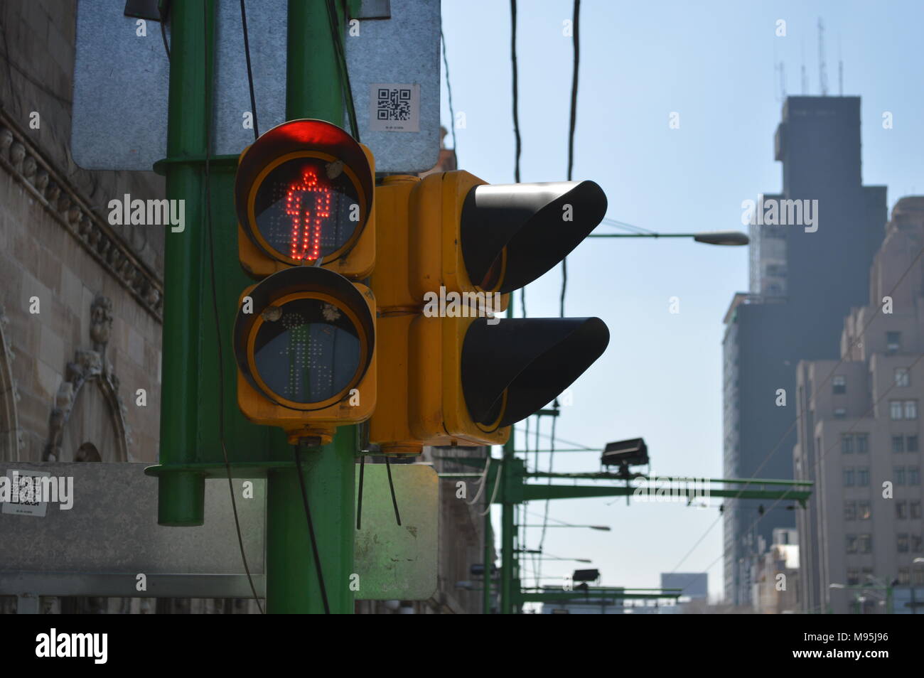 Set Of Traffic Lights Stock Photos & Set Of Traffic Lights Stock Images ...
