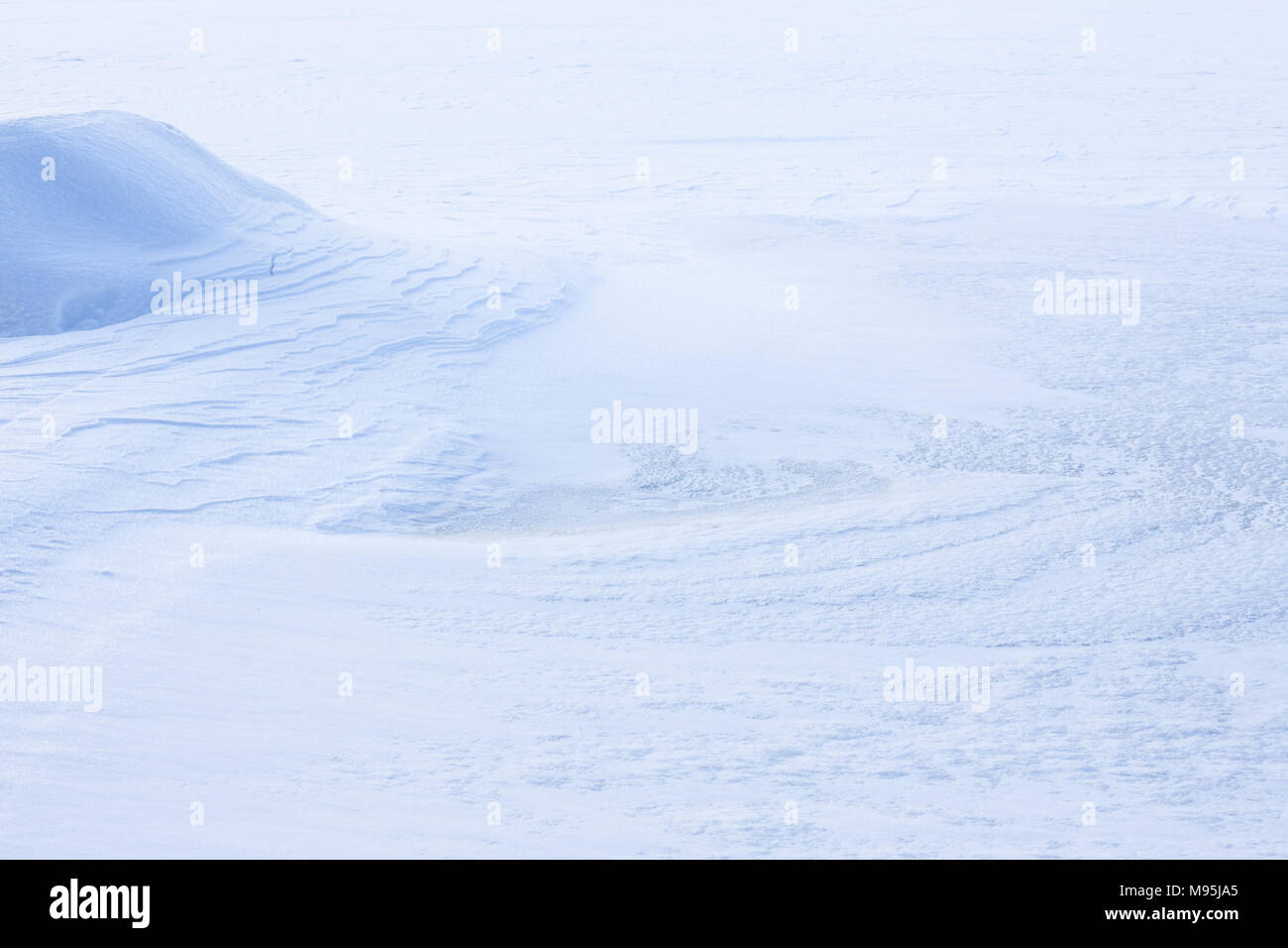 Wind snow pattern background Stock Photo - Alamy
