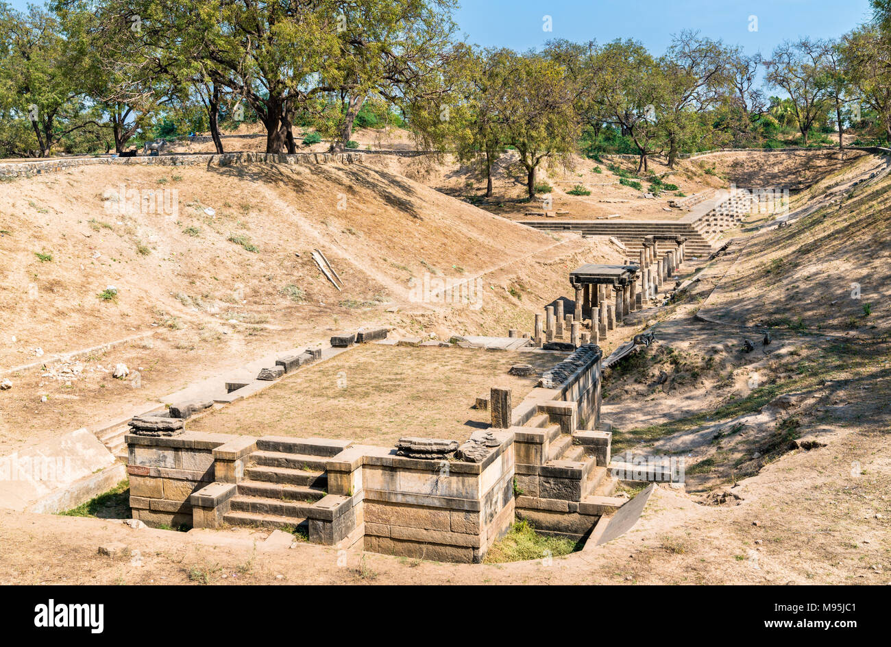 Sahasralinga Talav, a medieval artificial water tank in Patan - Gujarat ...