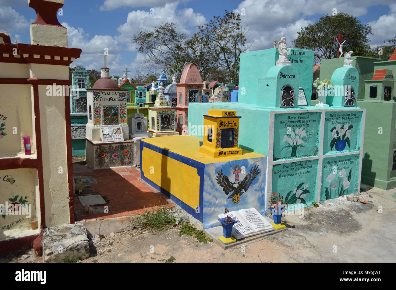 Mexico cemetery hi-res stock photography and images - Alamy