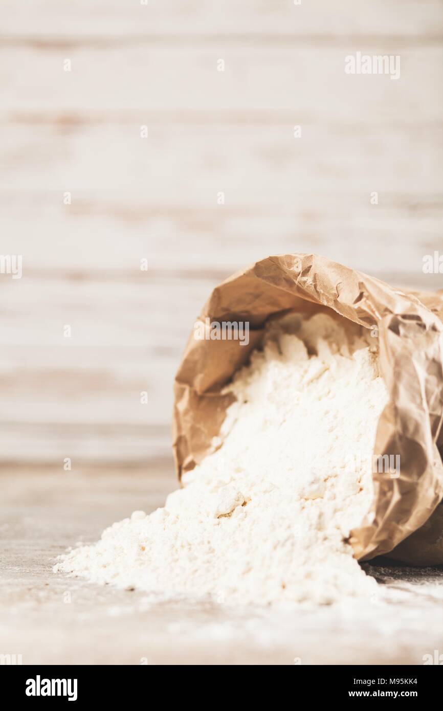 Bag of flour Stock Photo - Alamy