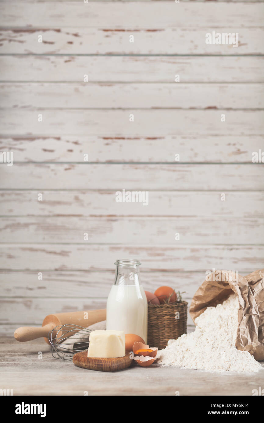 Basic baking ingredients Stock Photo - Alamy