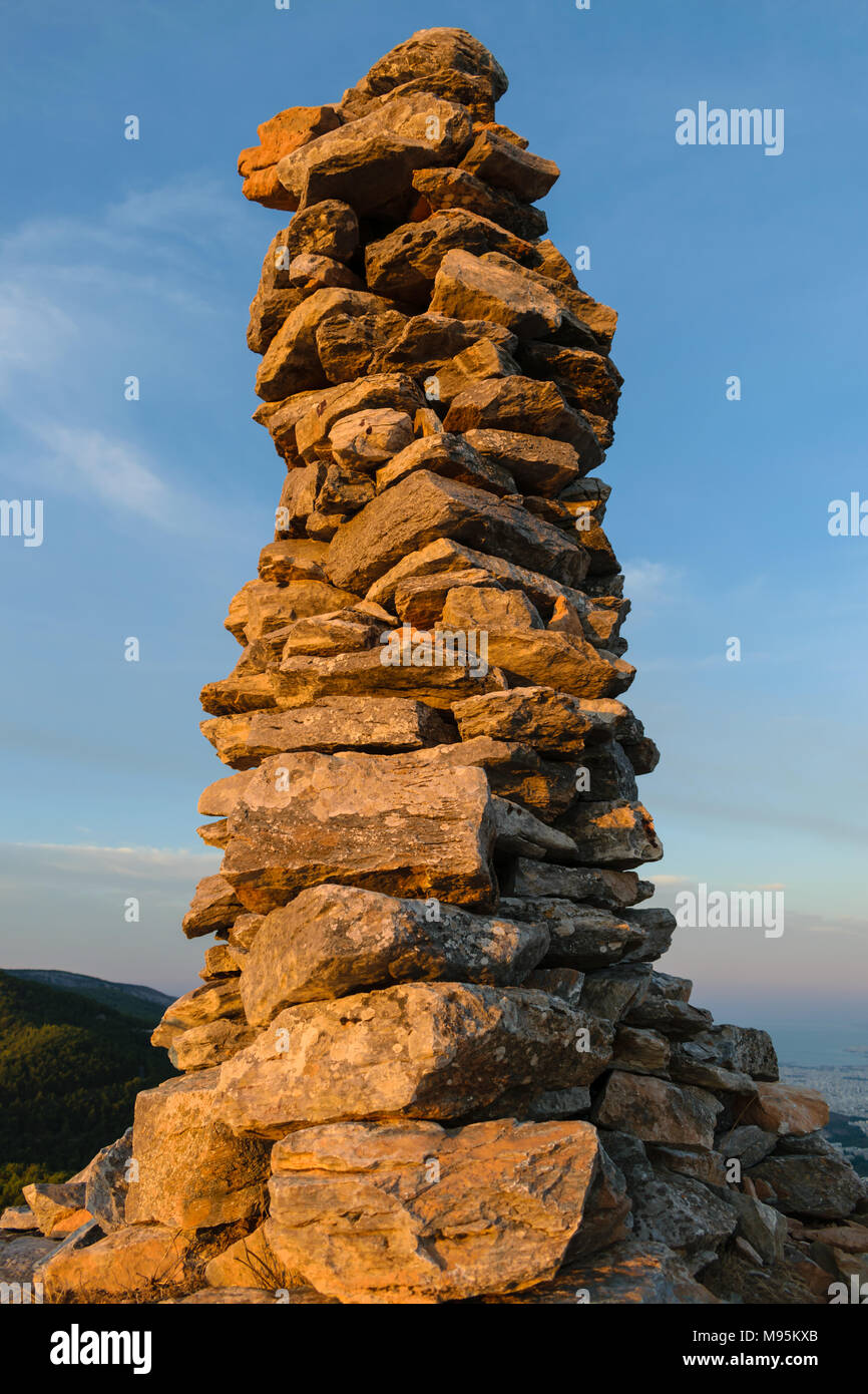 Piled stone mountain hi-res stock photography and images - Alamy