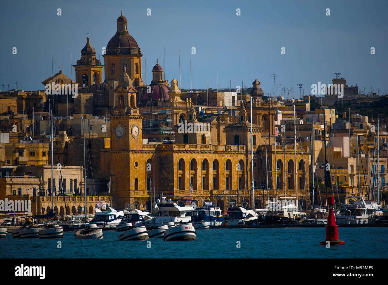 A mosque facing Malta's stunning Valletta Harbour Stock Photo - Alamy
