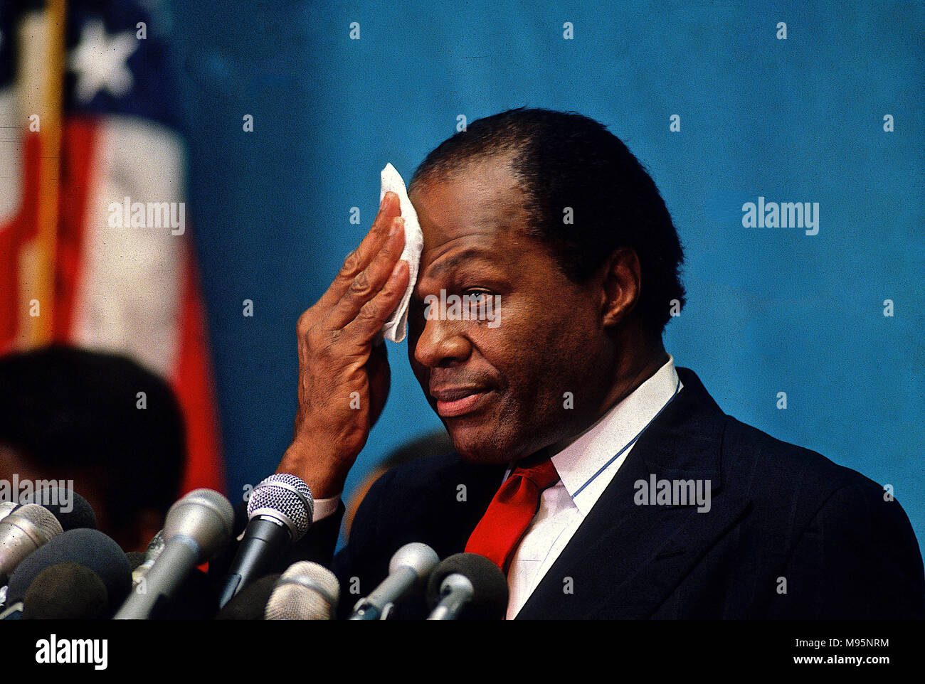 Washington, DC., USA, 1990 D.C. Mayor Marion Barry answers reporters ...