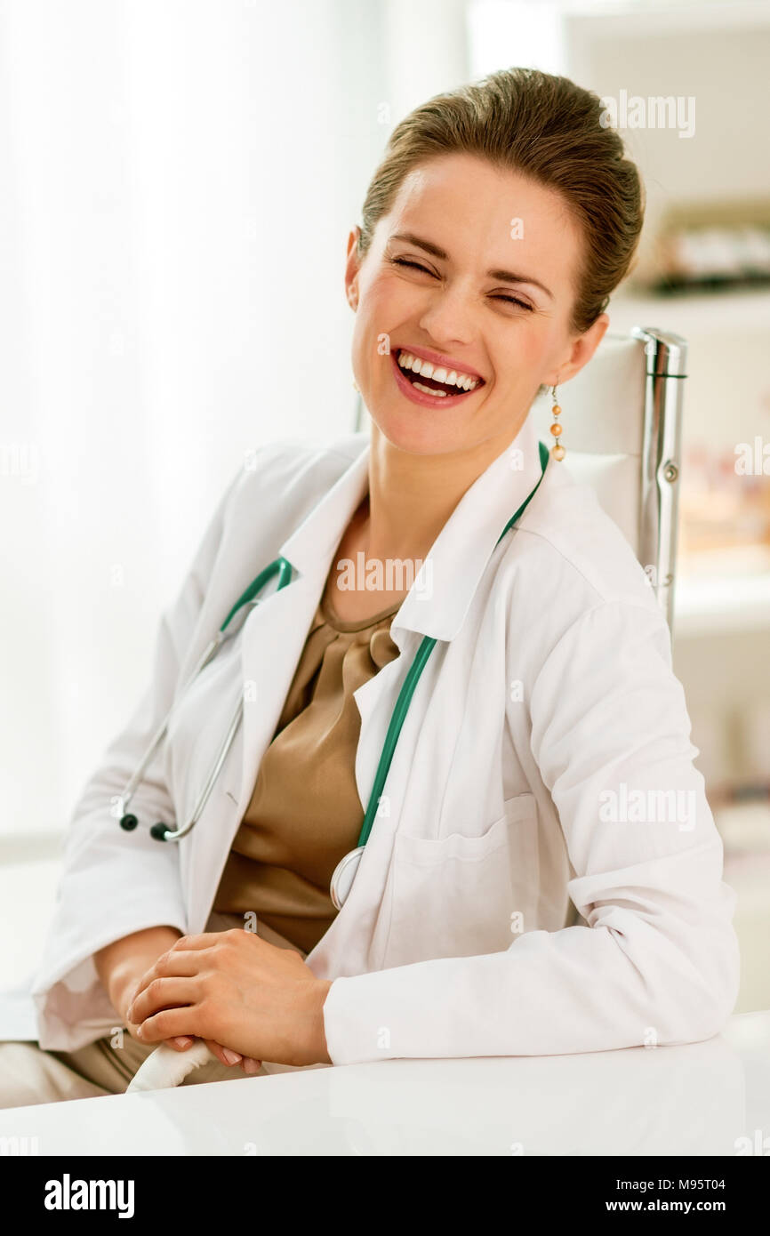 Laughing doc hi-res stock photography and images - Alamy