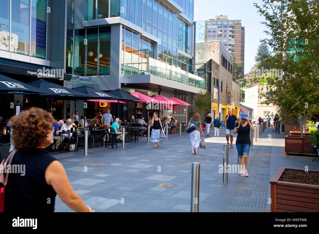 Double bay cafe hi-res stock photography and images - Alamy