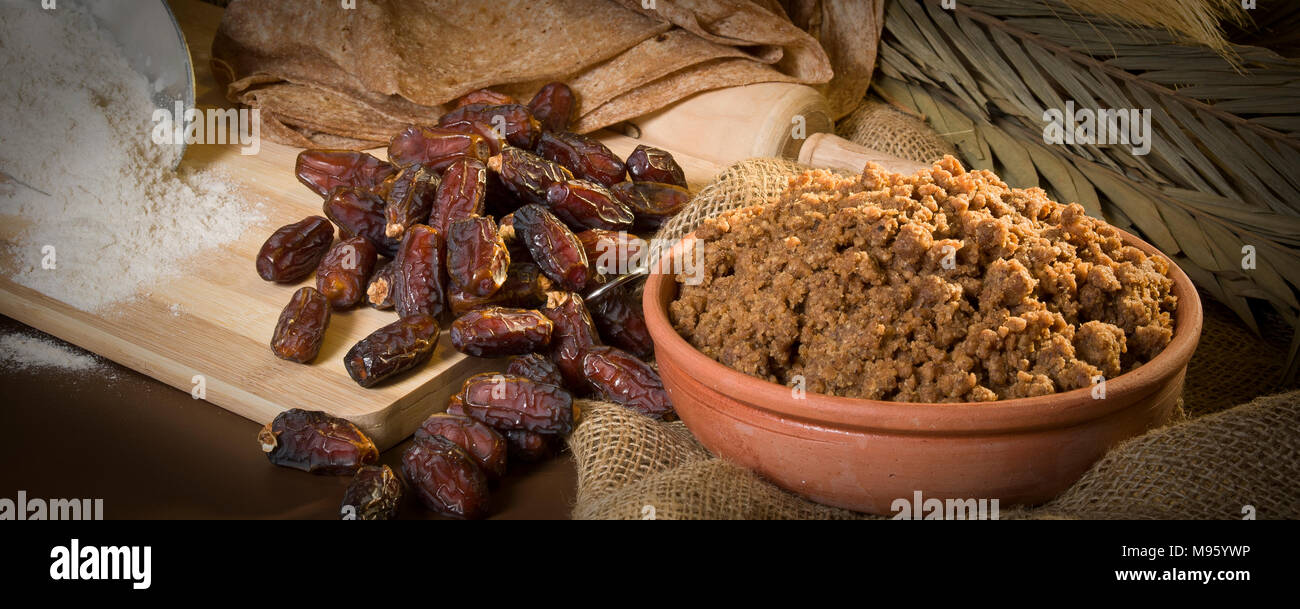 Hunaini, Saudi Arabian Traditional Sweets Made of Dates and Saj Bread ...