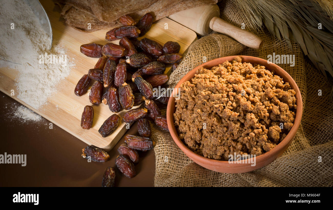 Hunaini, Saudi Arabian Traditional Sweets Made of Dates and Saj Bread ...