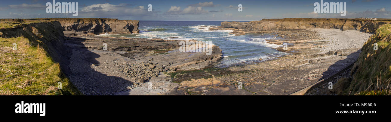 Panoramic view of the coastline at Loop Head on the Atlantic coast of ...