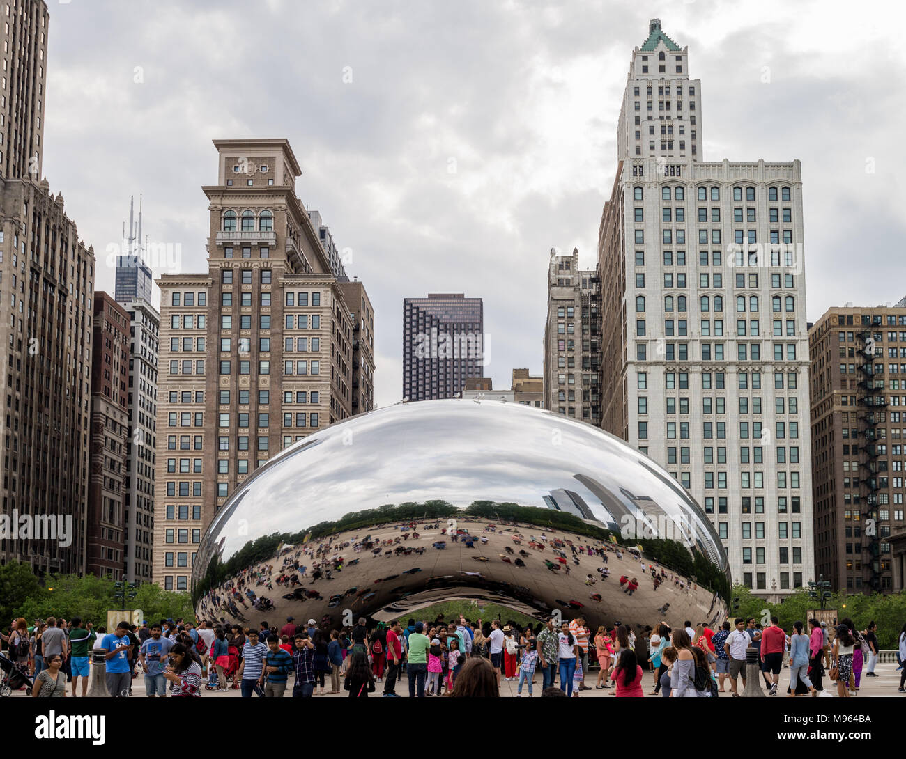 The Cloud Gate in Chicago Stock Photo - Alamy