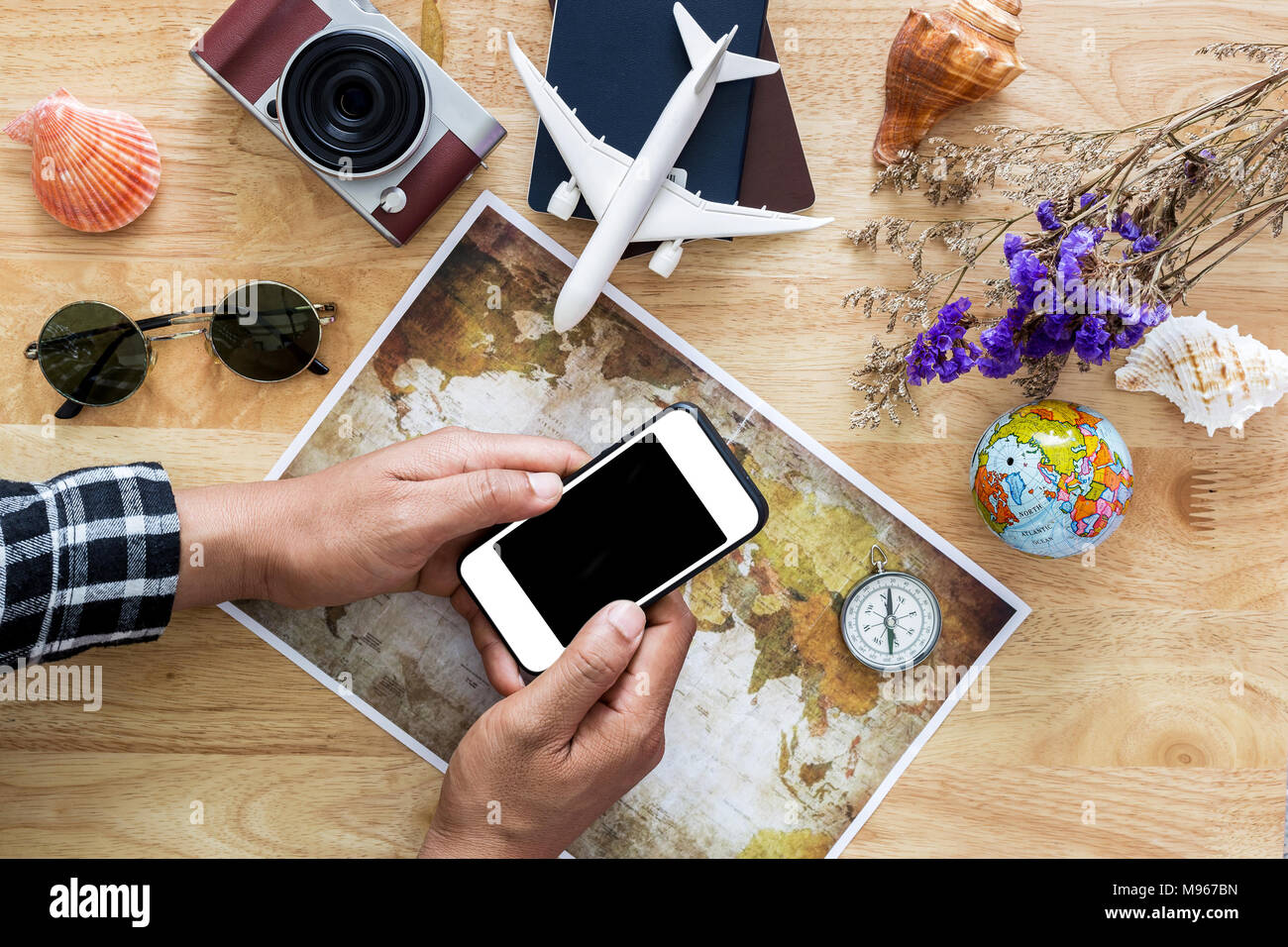 Map top view hi-res stock photography and images - Alamy