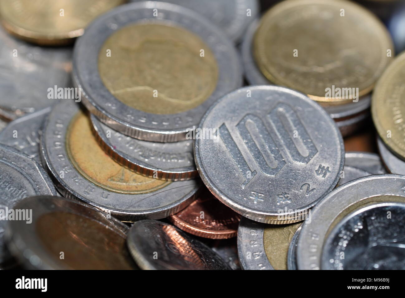 Japanese Yen Coins,coins Stock Photo - Alamy
