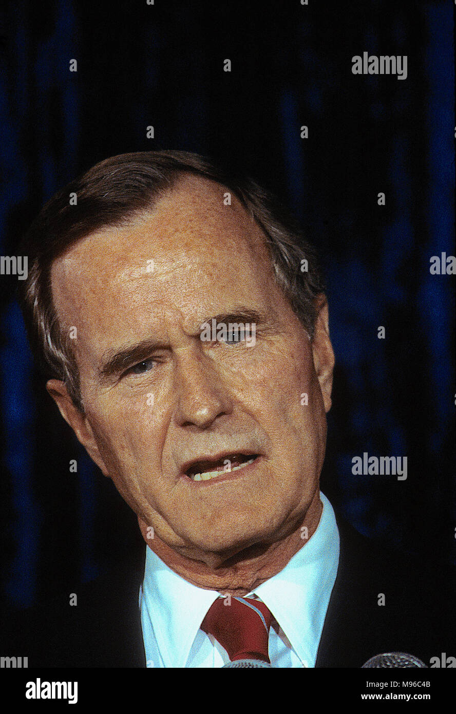 Chicago Illinois, USA, October 12, 1987 Vice President George H.W. Bush ...