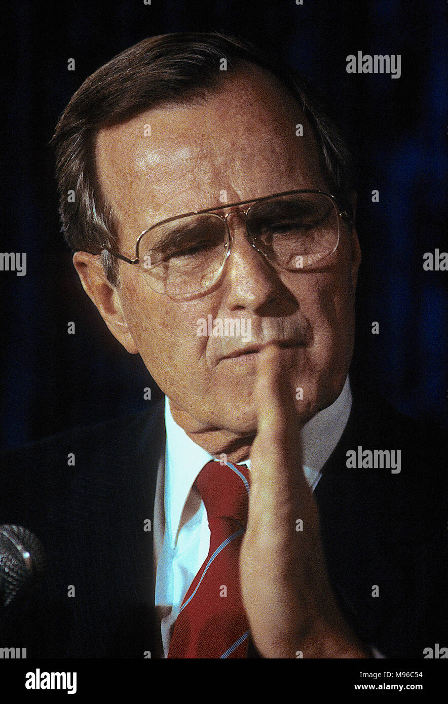 Chicago Illinois, USA, October 12, 1987 Vice President George H.W. Bush ...