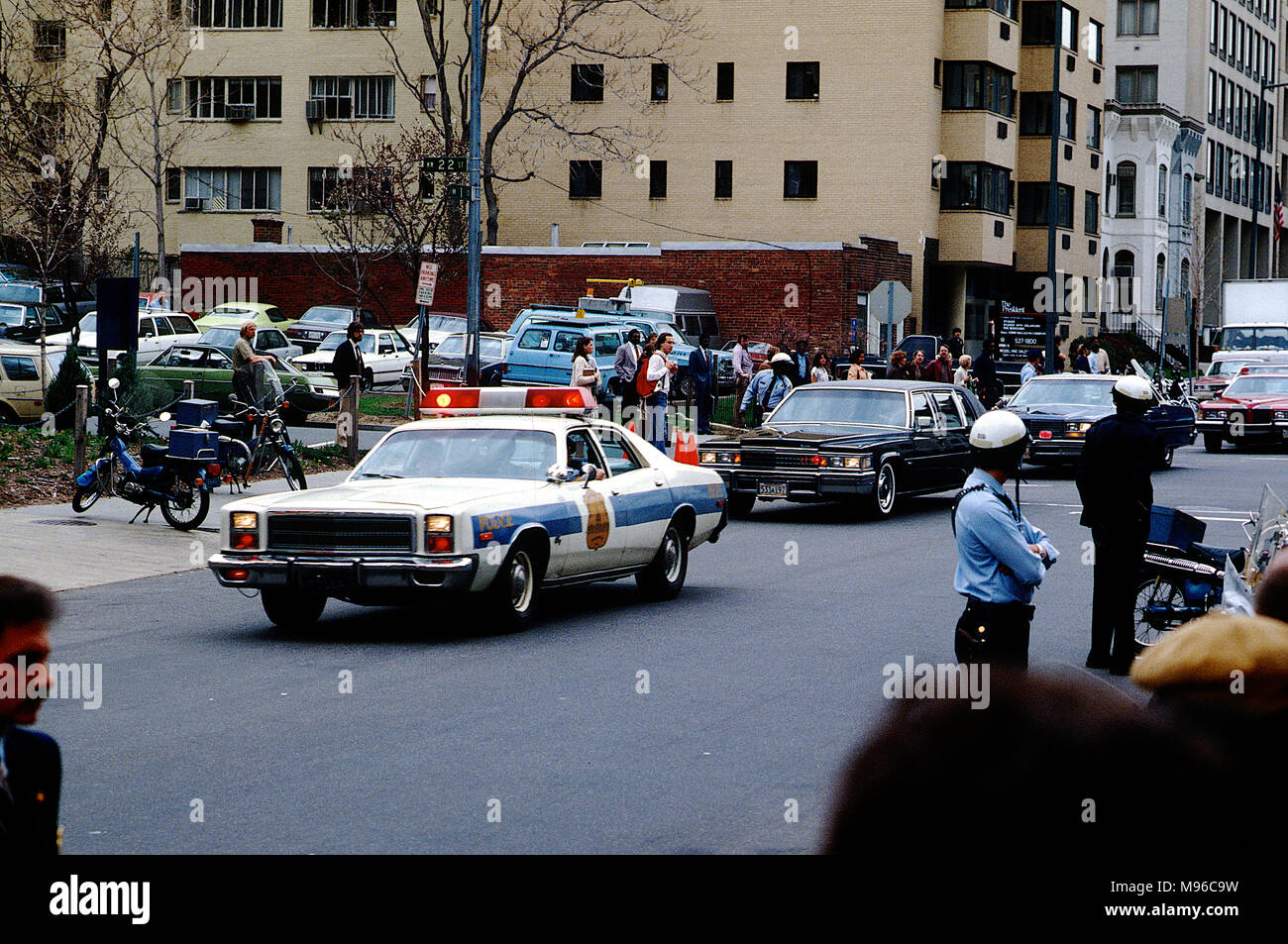 John hinckley 1981 hi-res stock photography and images - Alamy