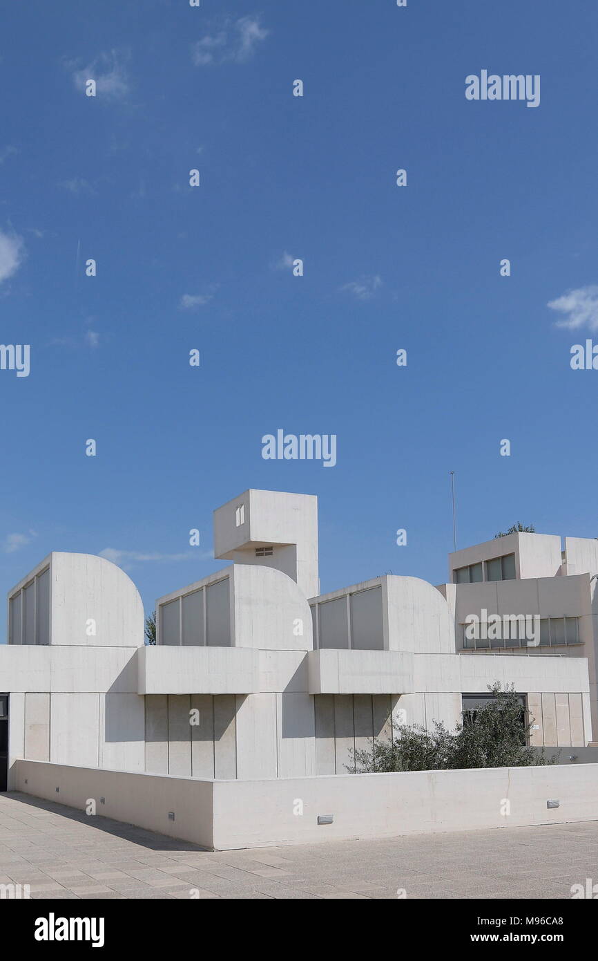 Joan miro spain hi-res stock photography and images - Alamy