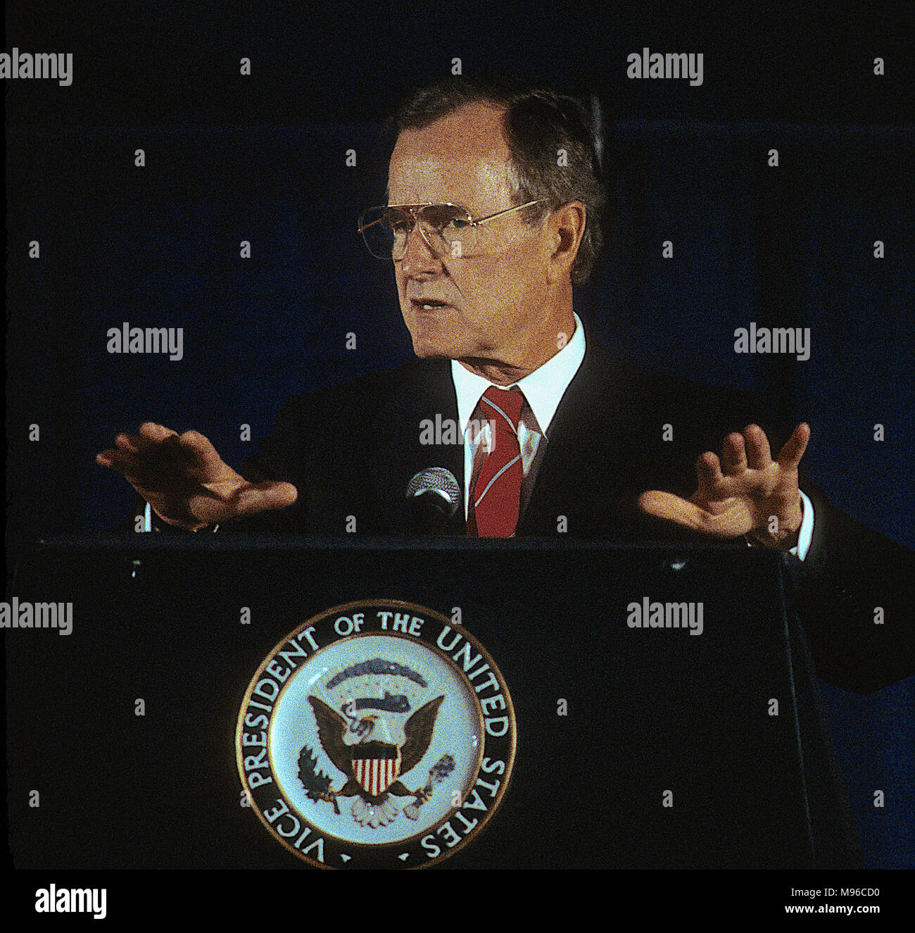 Chicago Illinois, USA, October 12, 1987 Vice President George H.W. Bush ...