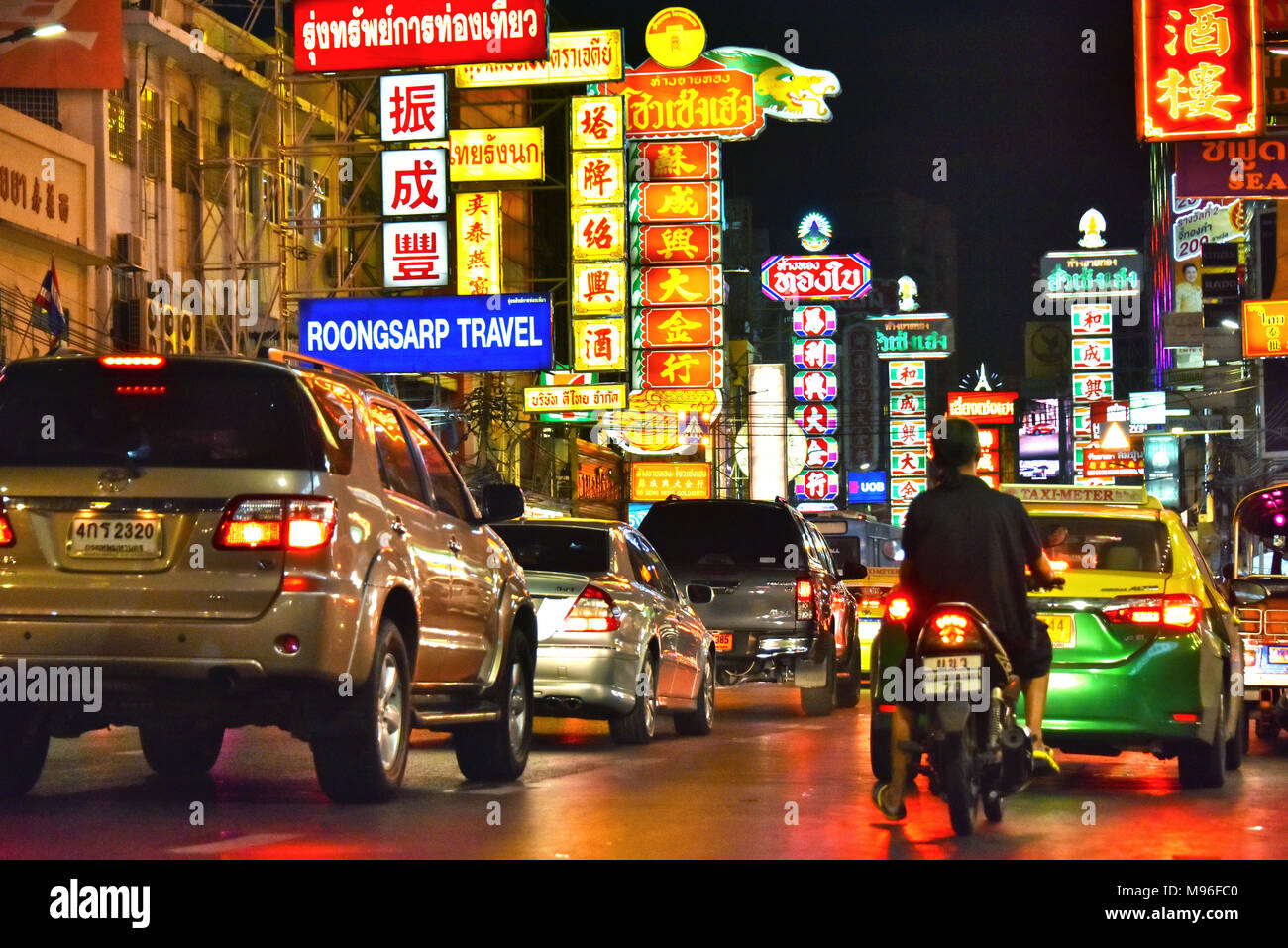 BANGKOK, THAILAND - JAN 28, 2018: Yaowarat Road, the main street of Chinatown in Bangkok ...