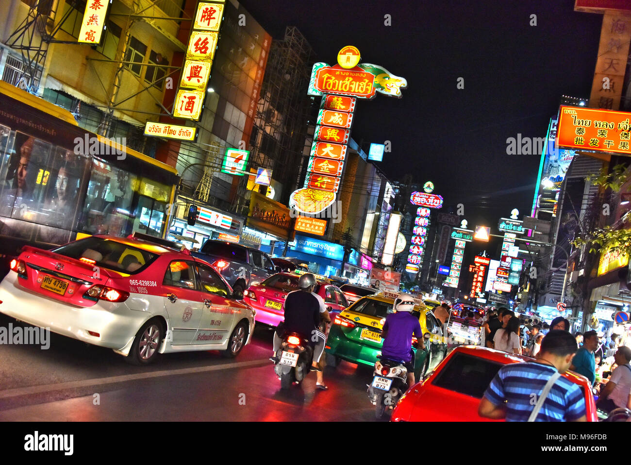 BANGKOK, THAILAND - JAN 28, 2018: Yaowarat Road, the main street of Chinatown in Bangkok ...