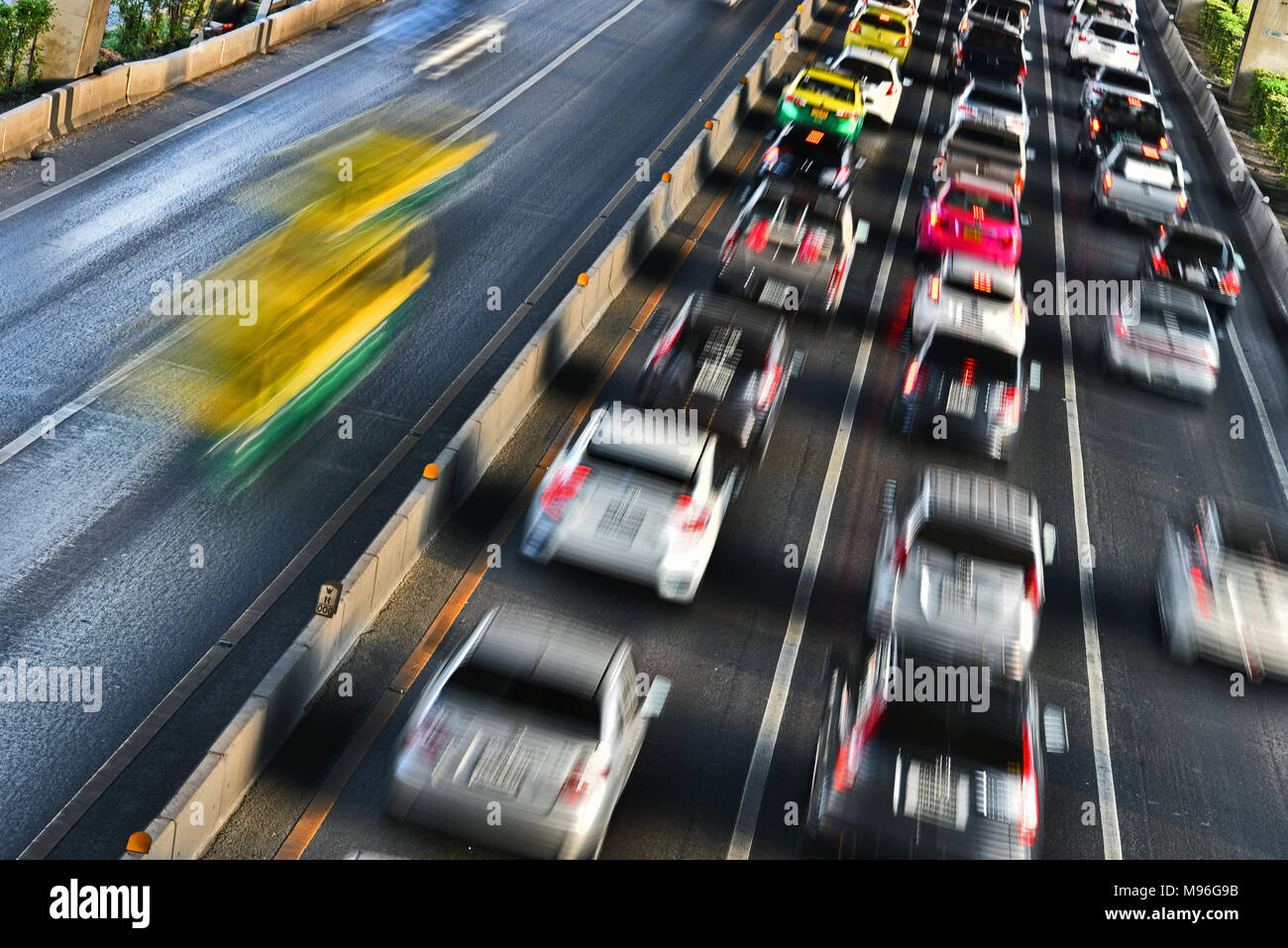 Peak hour traffic hi-res stock photography and images - Alamy