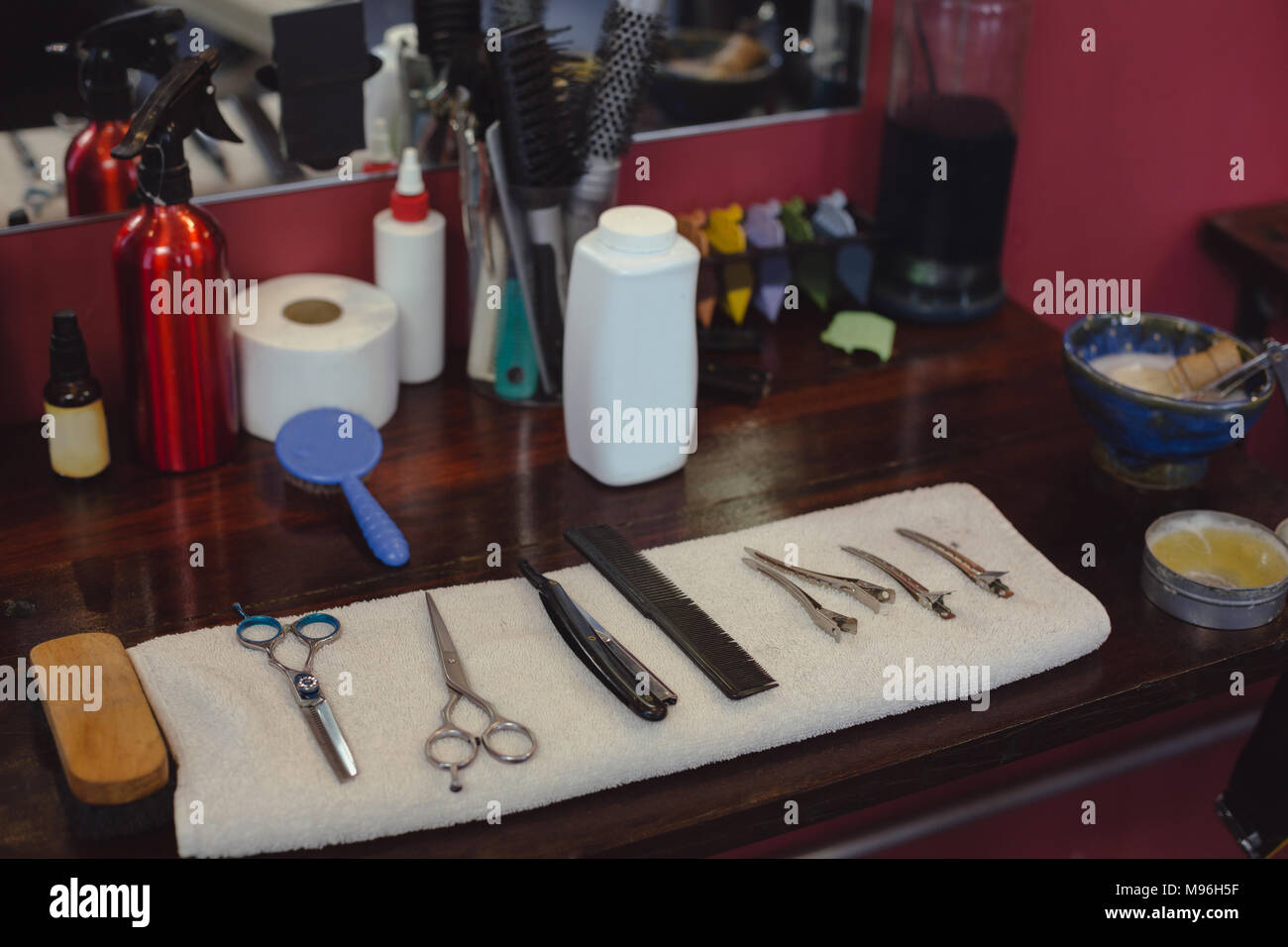 Barber tools hi-res stock photography and images - Alamy