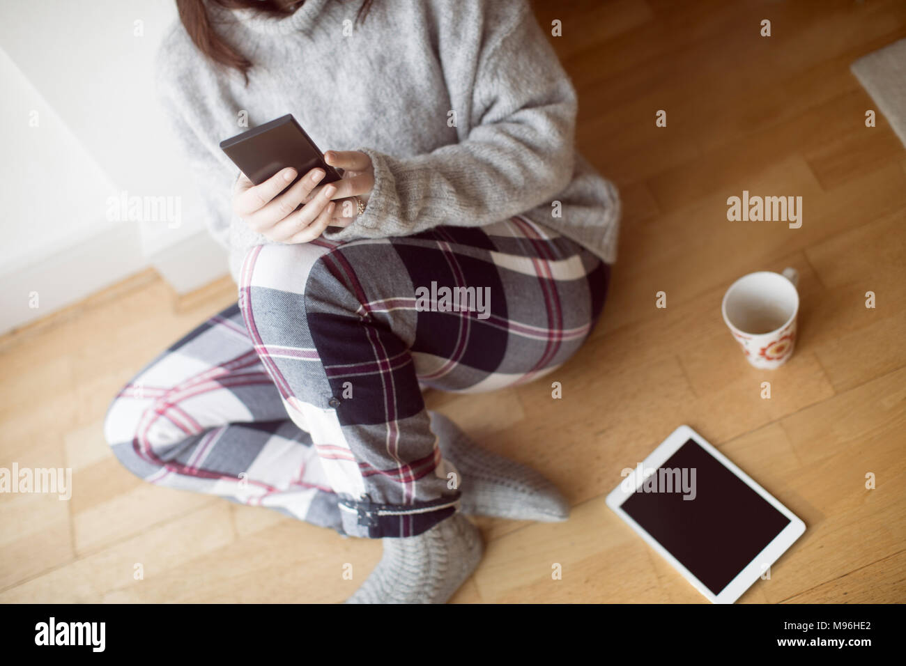 Close up woman cellphone home hi-res stock photography and images - Alamy